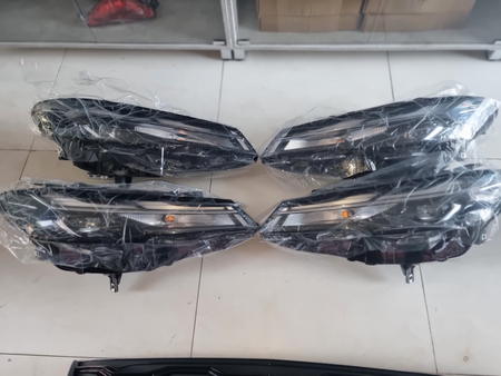 Monza oldi orqa fara