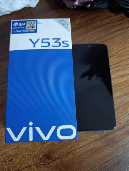 vivo Y53s 8+4  128 gb