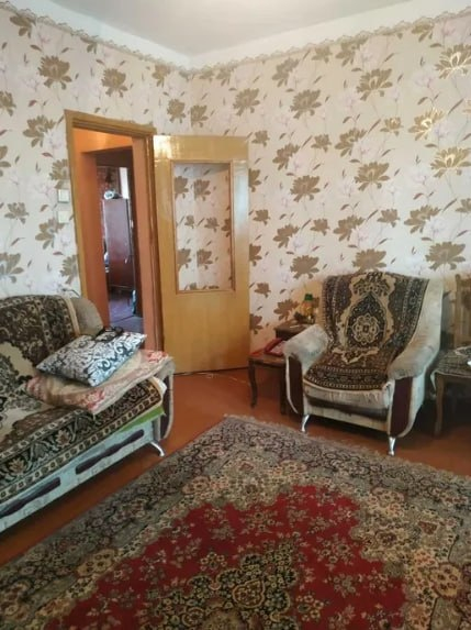 Продаётся Чиланзар 17 квартал 2х ком 6 этаж 9 этаж