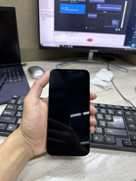 IPHONE 12PRO blue KH/A 256GB  350$