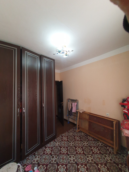 Толстой 31 уй, 34 хонадон