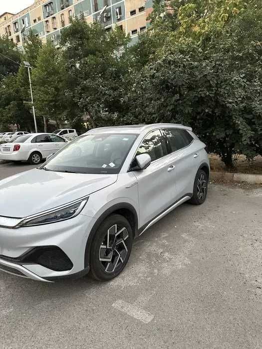 Byd Yuan Plus 5 pazitsiya 510 km yuradi