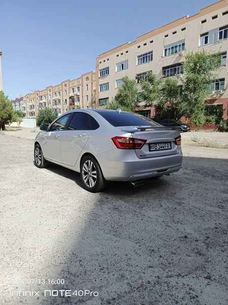 Lada Vesta sedan mexanika Obmen bor