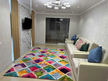 Максим Горький• Буз базар • 2комн • 65 м² • этаж 4/4 • [БЭ:120]
