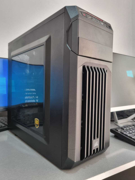 O'yinlar uchun Kuchli DDR4 Kompyuter.