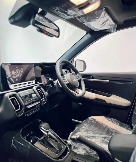 Arenda s vikupom KIA SONET PRESTIGE 2024 Yengi