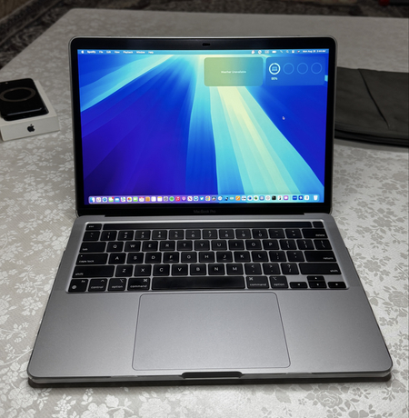 MacBook Pro M1 8/256