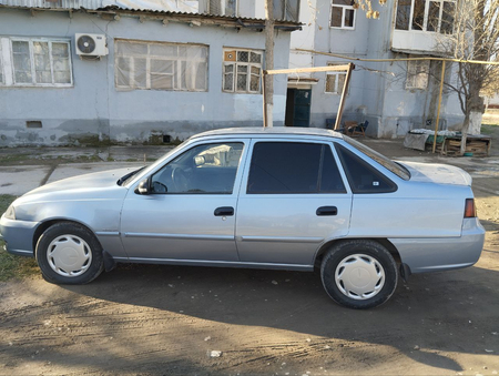 Нексия 2 сотилади