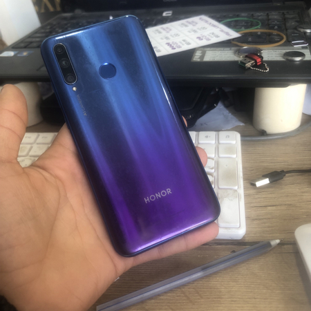 Honor 10i sotiladi