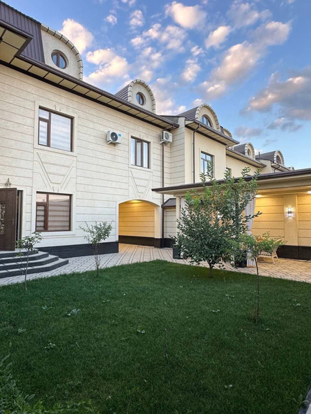 Продается Евро дом Ор-р: махалля Алишеробод 350м2