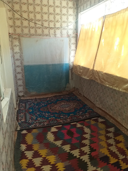 Аренда квартиры на КАРПОВА  ( истомина) 2 комная квартира  на 1 этаже.