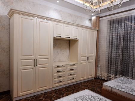 Шкафы, гардеробы, прихожие на заказ
