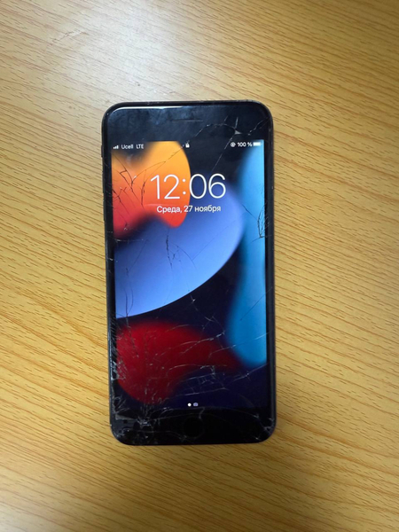 Ayfon 7+ sotiladi zor tel