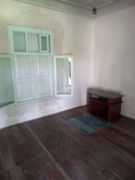 Uchastka tez va arzon narxda sotiladi
