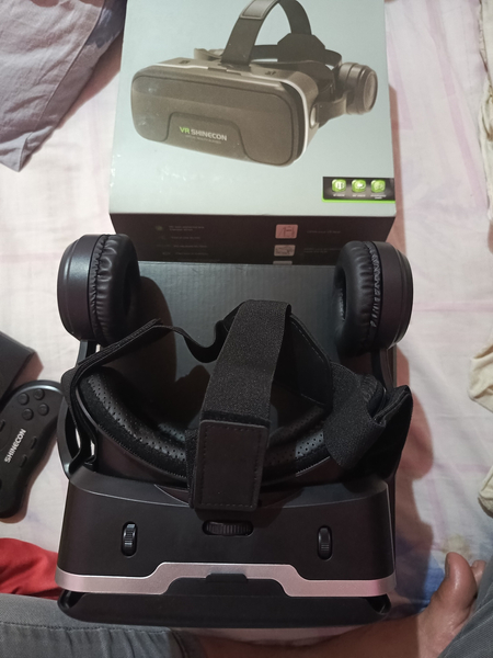 VR Shinecon ochki sotiladi