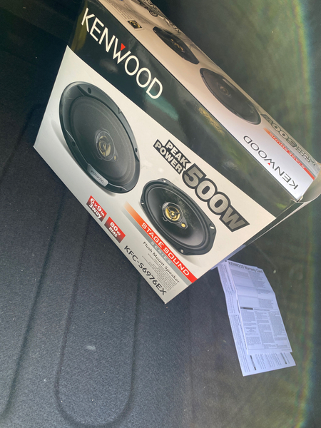 Продам колонки kenwood 500w