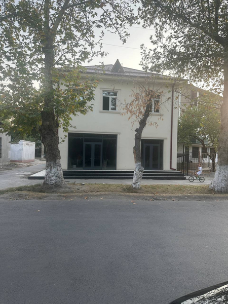 Фаргона шахарда нотурар жой сотилади
