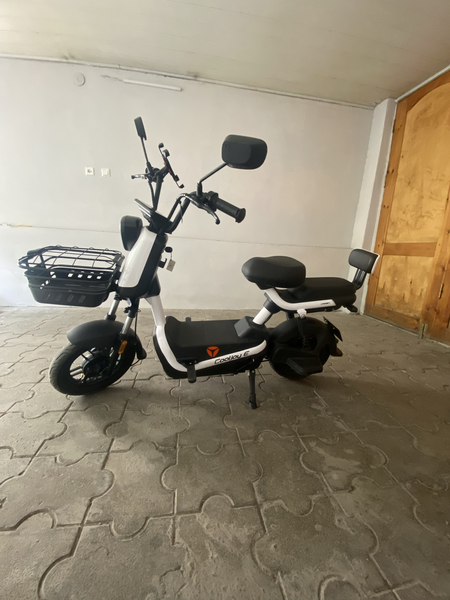 Skuter Yadea CoolJoy (arzonga)