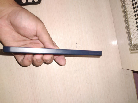Samsung A15 Xotrasi 128gb ideal xolatda karobkasi bor
