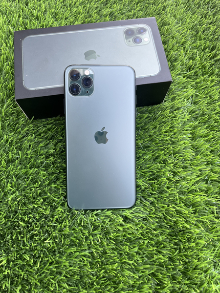 iPhone 11 pro max 64 gb