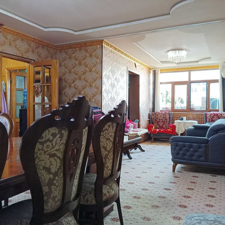 Срочно продается 3х комнатная на Дархане сов мин. дом (м999)