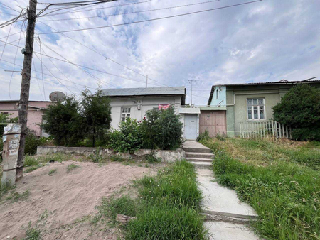Продается дом в Мирзо Улугбекском районе