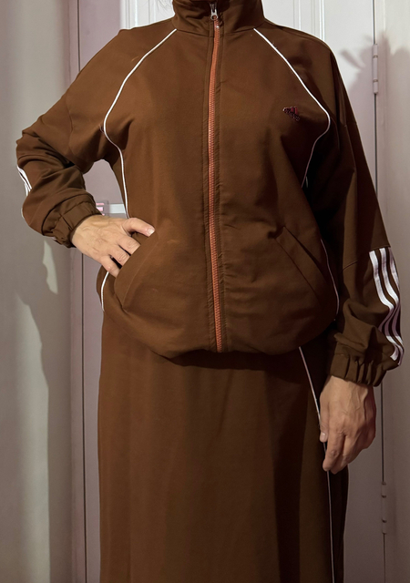 Продаю стильную спортивную двойку от Adidas с юбкой!