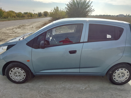 Chevrolet spark 1