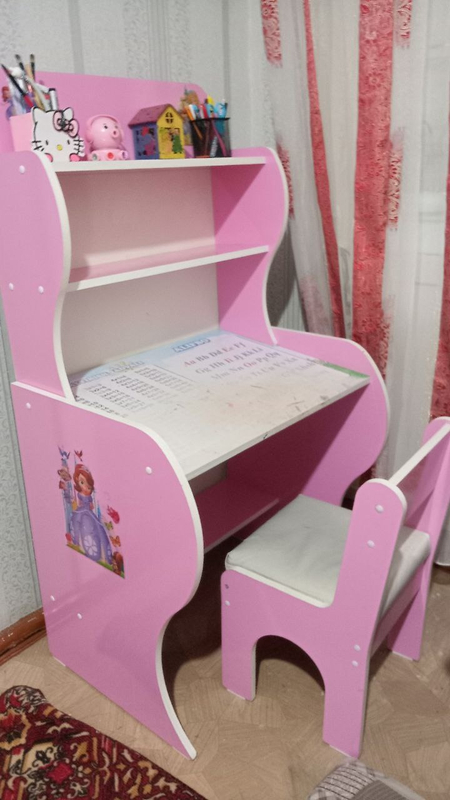 Продаётся Парта для девочек