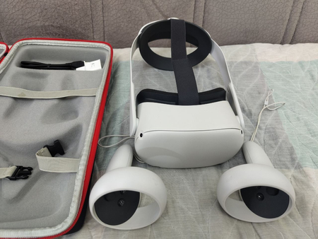 Oculus quest 2 с играми в идеальном состоянии