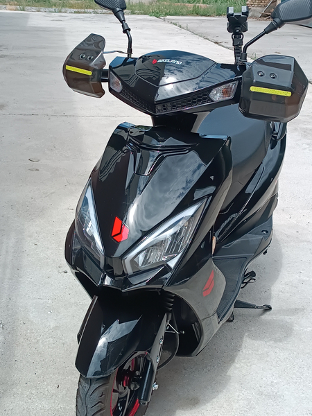 Bikeland rocket sotiladi holati ideal 2024yil 150 kub