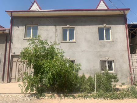 Продается Дом 4 сотки, 9 комнат, 2 санузела
