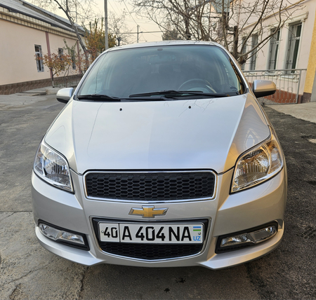 Нексия 3 сотилади