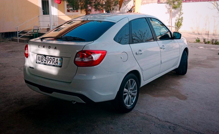 Lada Granta eng yaxshi komplektatsiyada