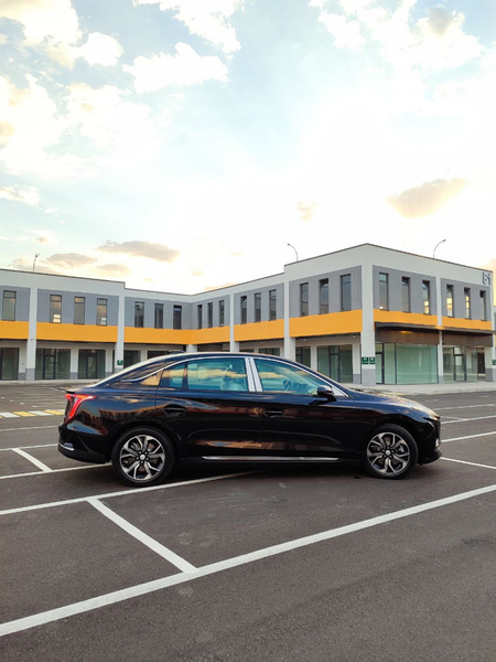 Hongqi E-QM5 2024 Servis bor Aksiya Aksiya Aksiya