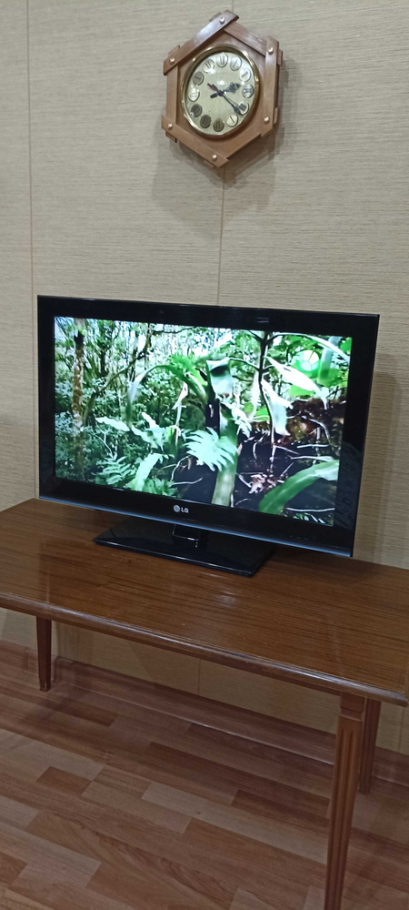 Корейский  телевизор  LG-32