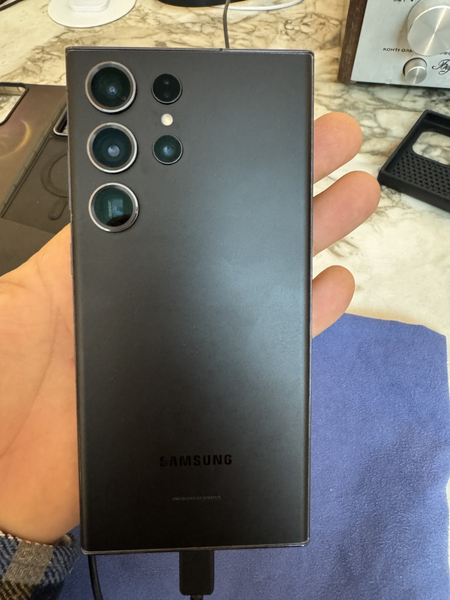 Samsung galaxy s23 ultra Сотилади