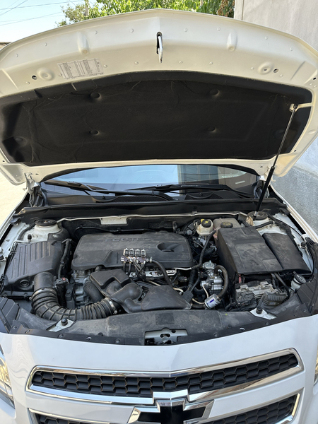 Malibu 1,2015 2.4 состояние зур белый автомат