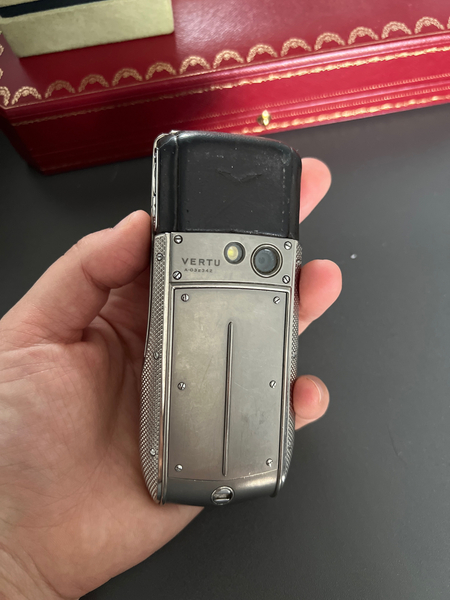Vertu ascent ti мобильный телефон