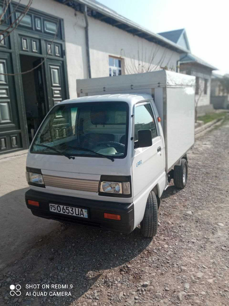 Labo mashinasi sotiladi