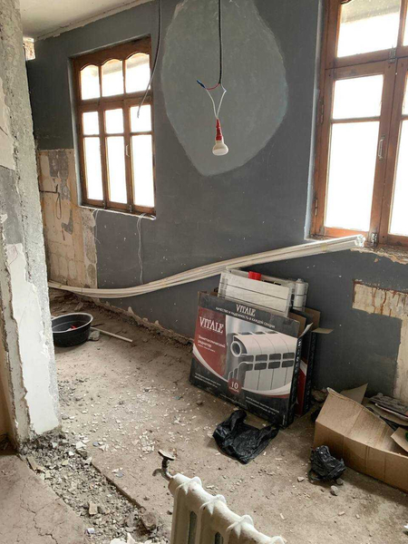 м.Яшнабад Авиасозлар-4 2-комнатная 4/4 50 м² панель без ремонта