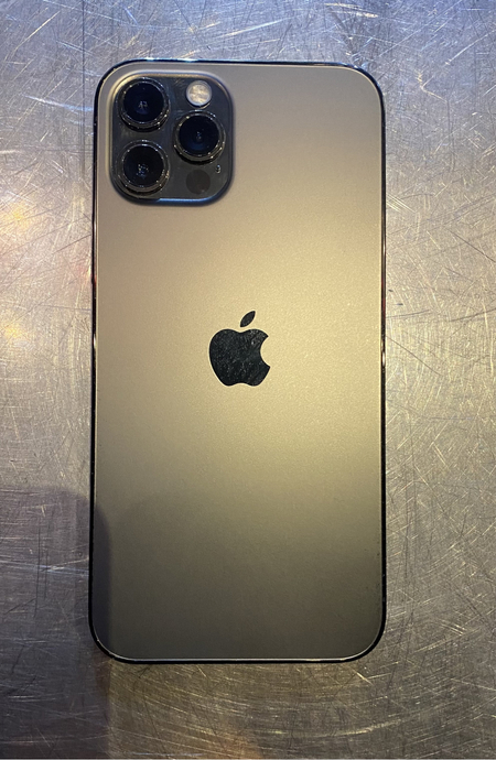 Iphone 12pro faqat naxtga!