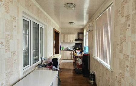 Продаётся квартиры 5/4/5 на  Юнусабадском районе 19-й кв (J2346)