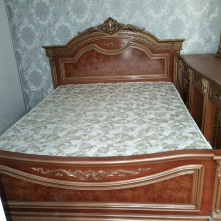Srochni Spalniy garnitur sotiladi
