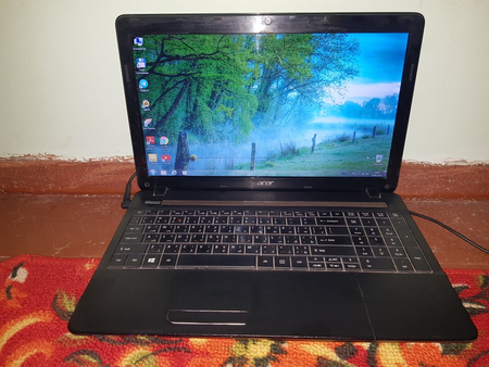 ACER Noutbuk Sotiladi. Core i3/2GB/500GB