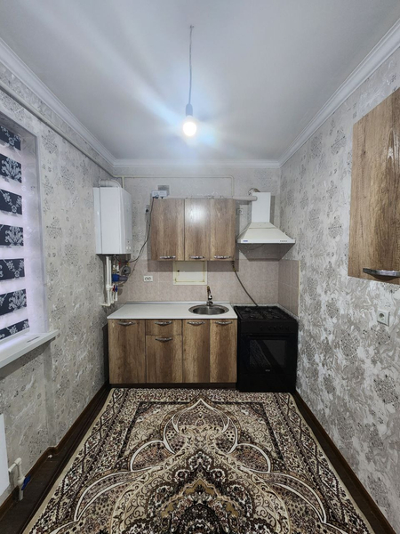 Srochna uy sotiladi 8- Xudud 3/5/7. Rem. Yevro Narxi 67000y.e.
