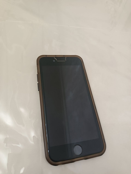 Iphon 7 sotiladi 256g