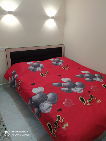 Kunlik ijara, 1 xonalik studio, hamma sharoiti bor,