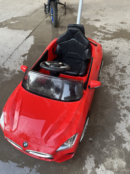 Продается Детская машинка BMW