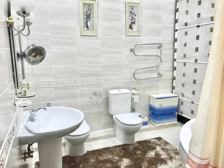 Сдается в аренду 4 комнатная квартира 180 м.кв в Габусе !